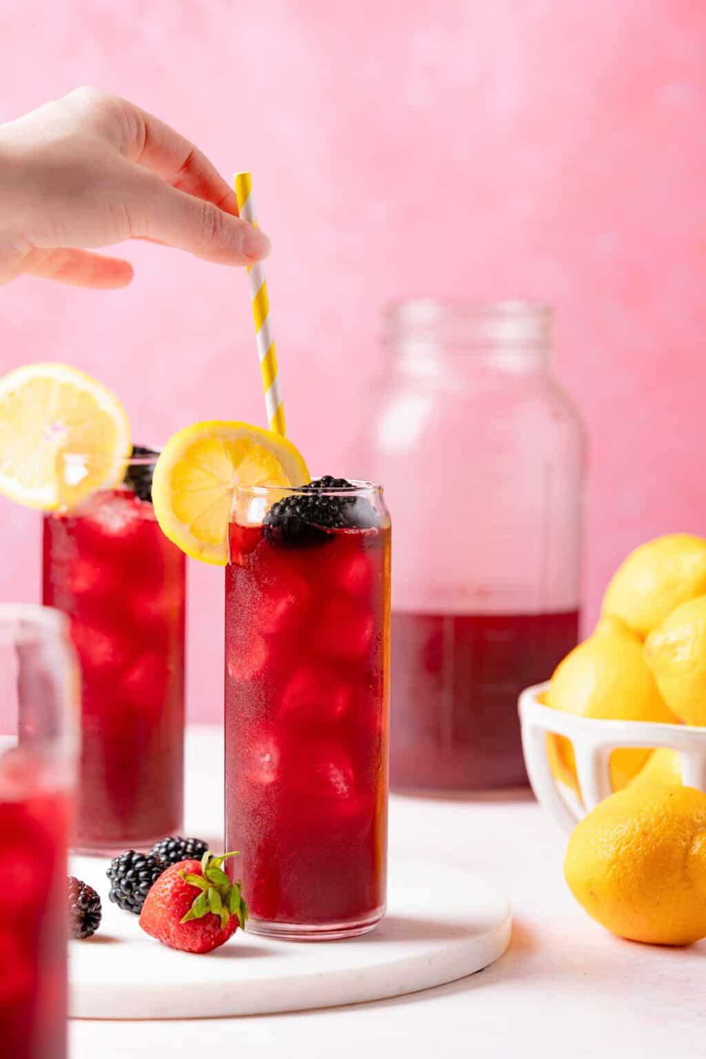 Berry Lemonade - Nibble and Dine